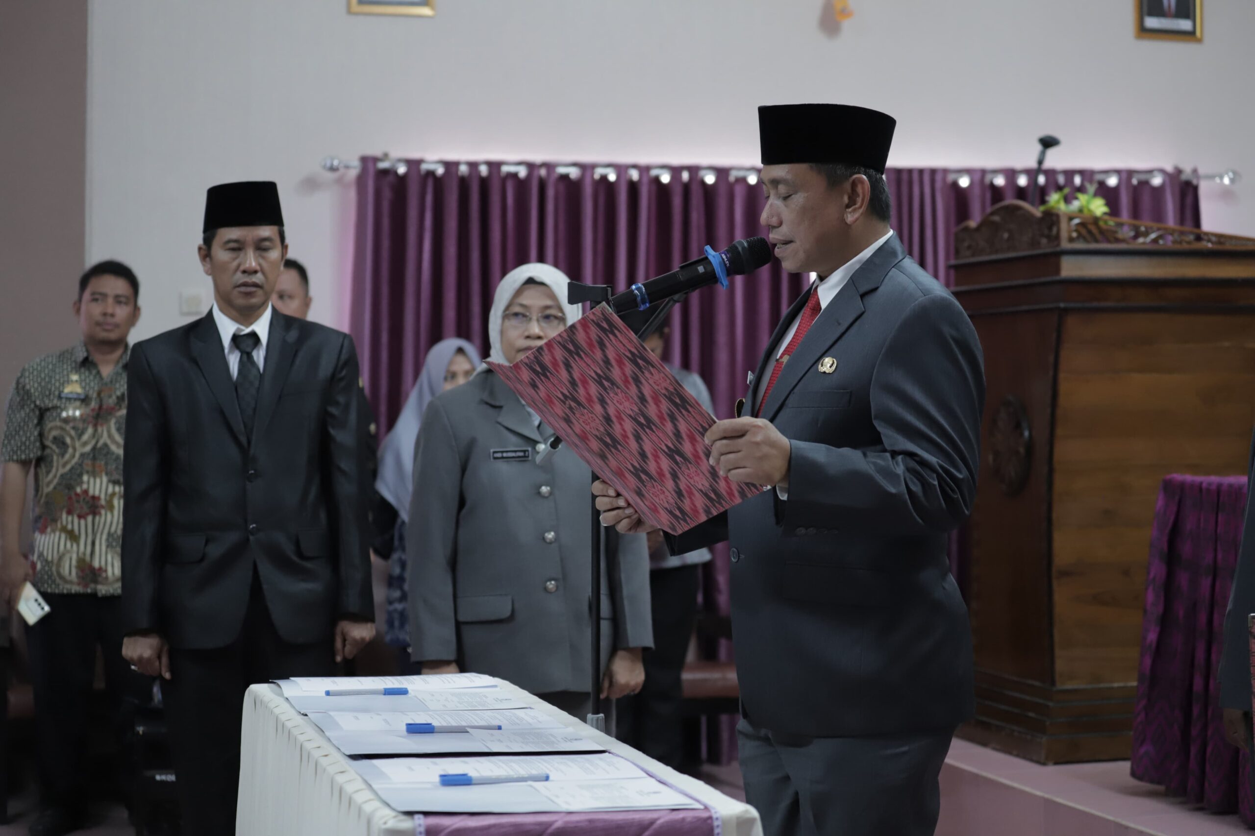 Lantik 56 Pejabat Struktural, Amran Mahmud Tekankan Inovasi dan ...