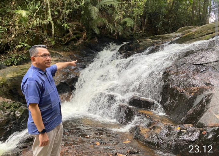 Berkunjung Ke Objek Wisata Alam Riam Angan Gutmen Ungkap Kagum Dengan ...